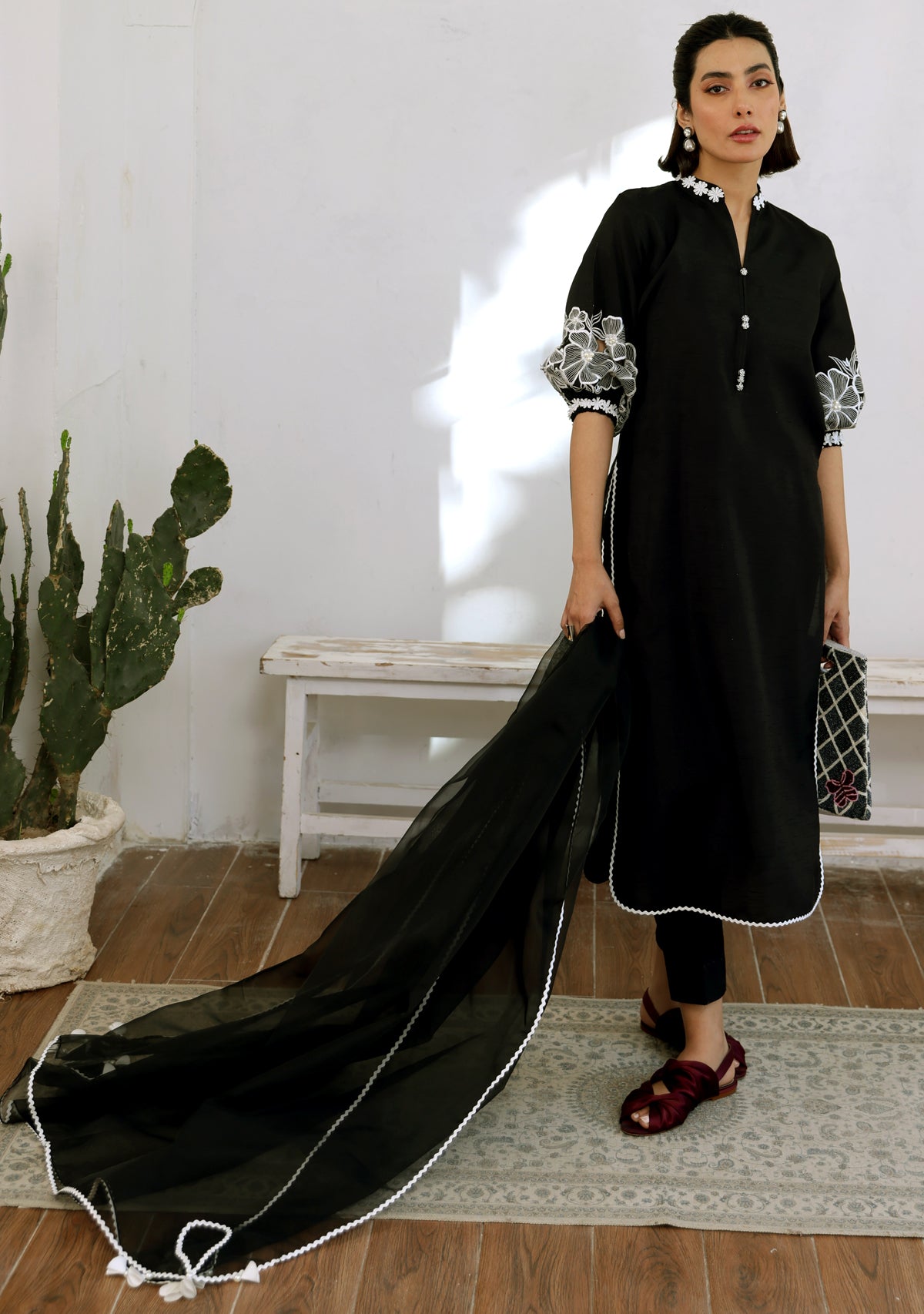 Aida Black – Zainab Zulfiqar Global